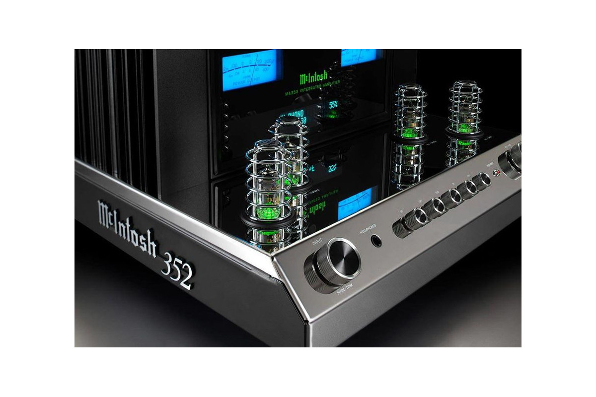 Ampli stéréo hybride lampes McINTOSH MA352 chez Musikit Lyon